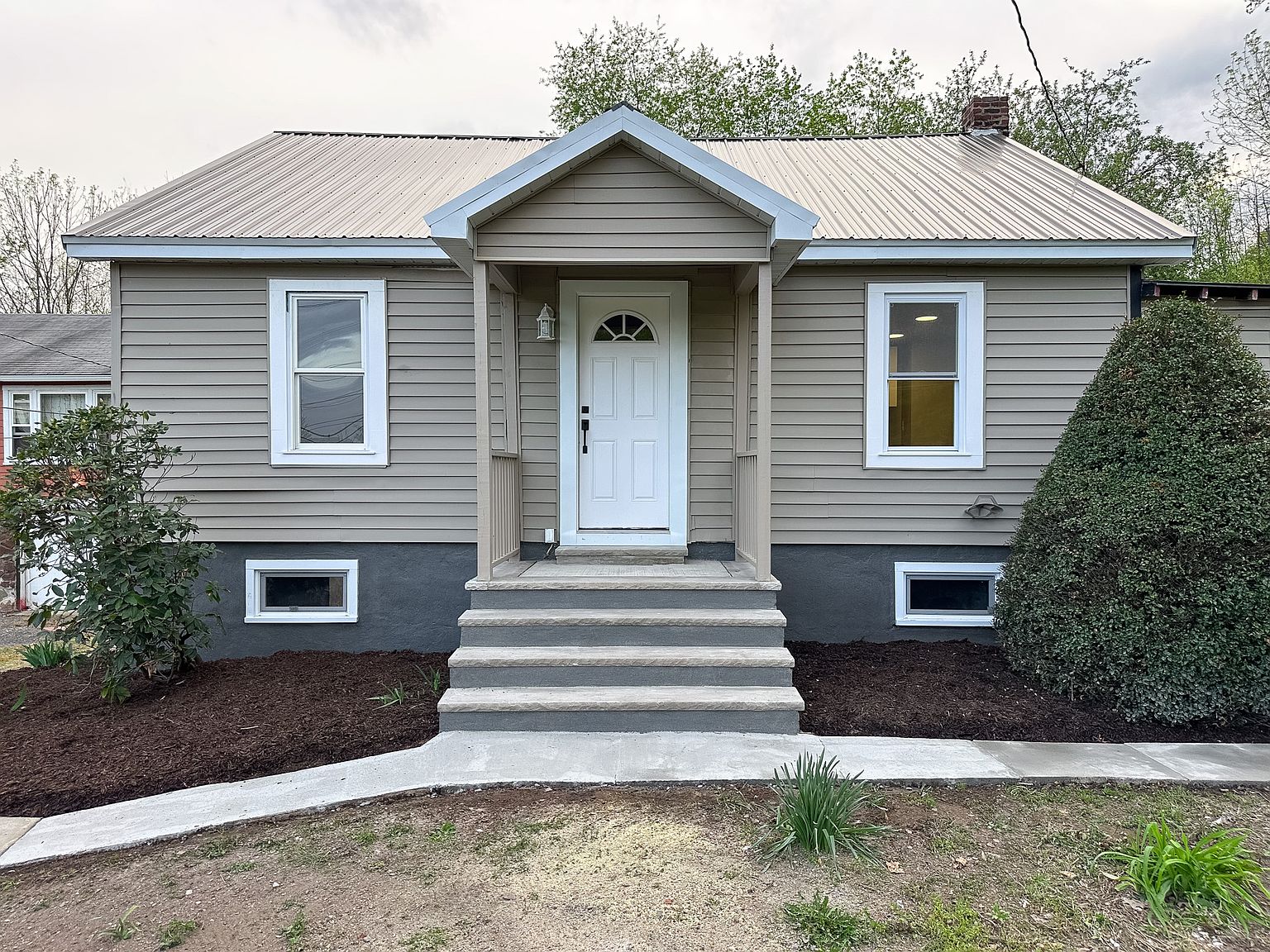 93-95 N Greenview Rd, Schuylkill Haven, PA 17972 | Zillow