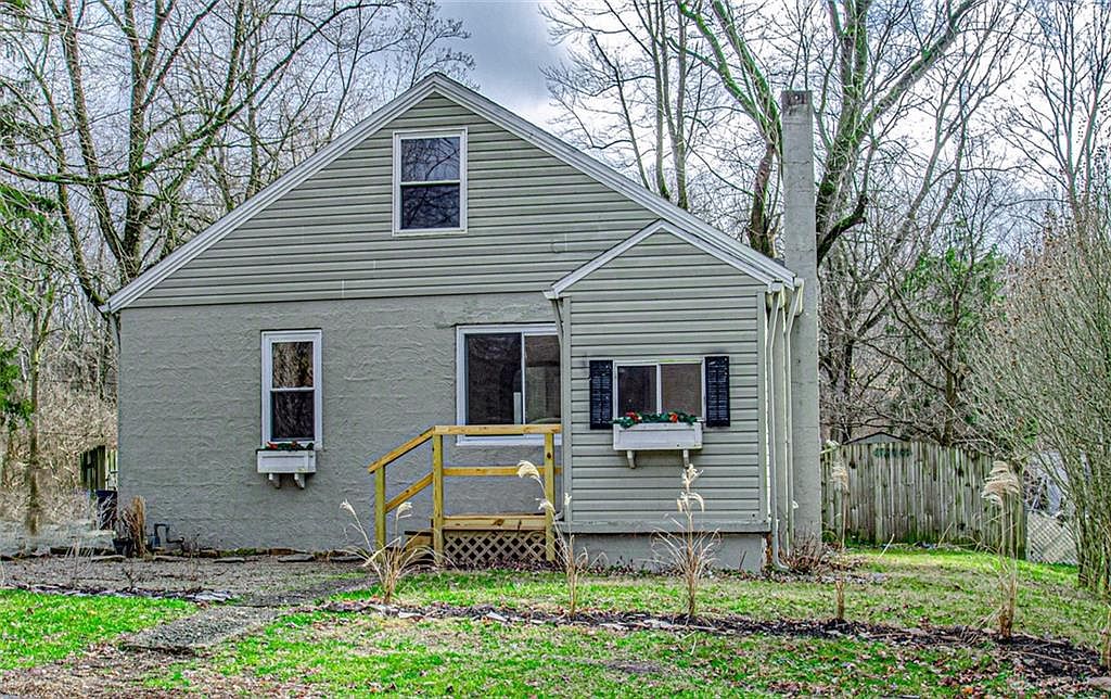 205 E Walnut St, Spring Valley, OH 45370 | Zillow