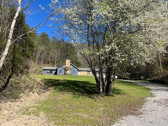 4165 Route 979, Harold, KY 41635 | Zillow