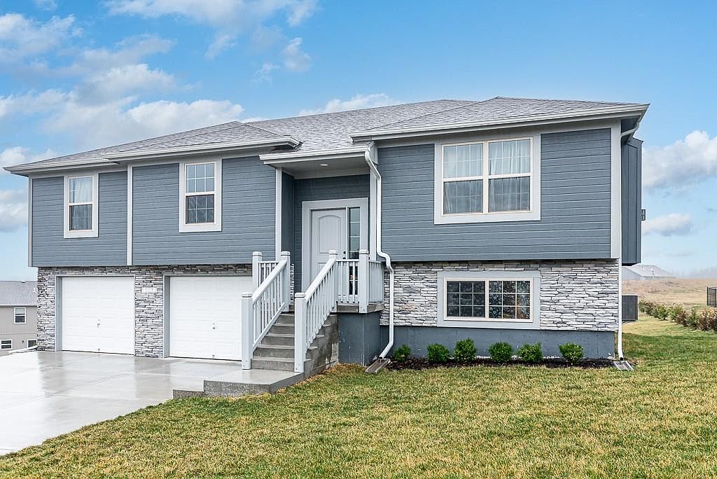 10013 Webster Ave, Kansas City, KS 66109 | MLS #2474898 | Zillow