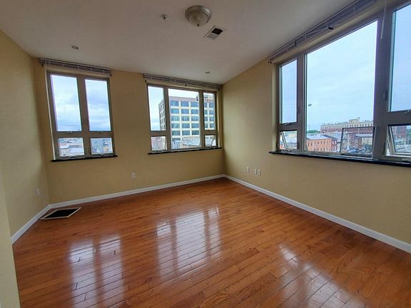 1100 Spring Garden St APT 4C, Philadelphia, PA 19123 | Zillow