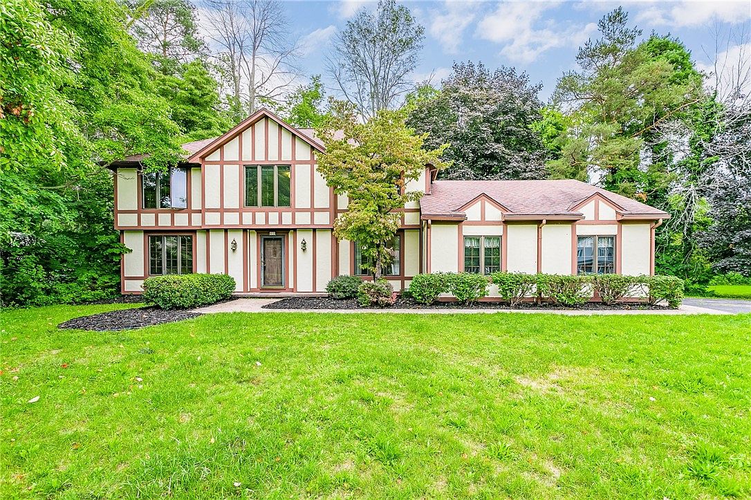 60 Crossroads Ln, Rochester, NY 14612 | Zillow