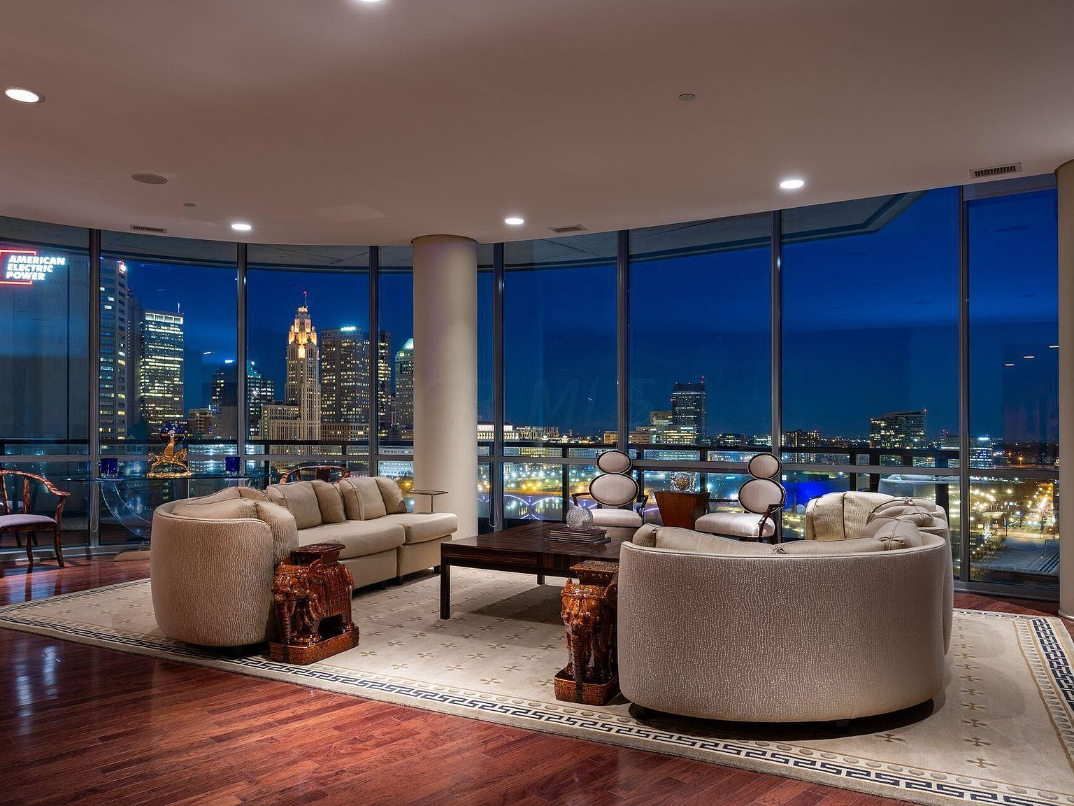 300 W Spring St UNIT 1502, Columbus, OH 43215 | MLS #223033731 | Zillow