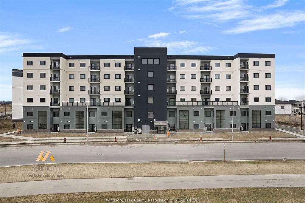 7333 Meo Blvd #106, Lasalle, ON N9H 0A8 | MLS #24018671 | Zillow