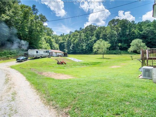 26 Peppermint Ln, Myra, WV 25544 | Zillow