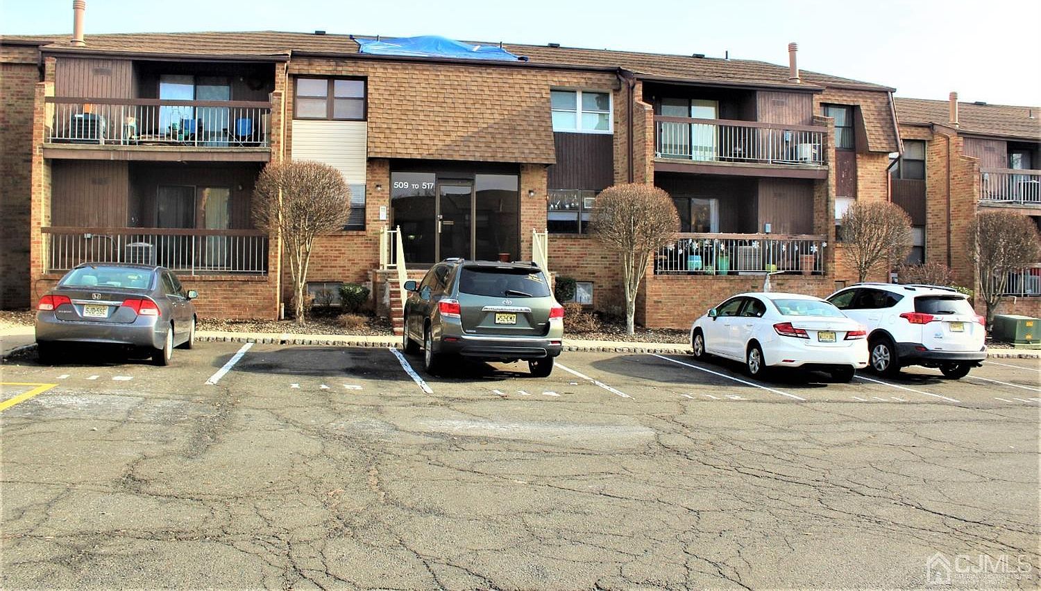 512 Sharon Ct, Woodbridge, NJ 07095 | Zillow