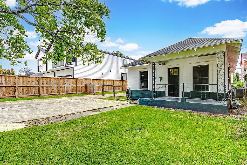 406 Hahlo St, Houston, TX 77020 | Zillow
