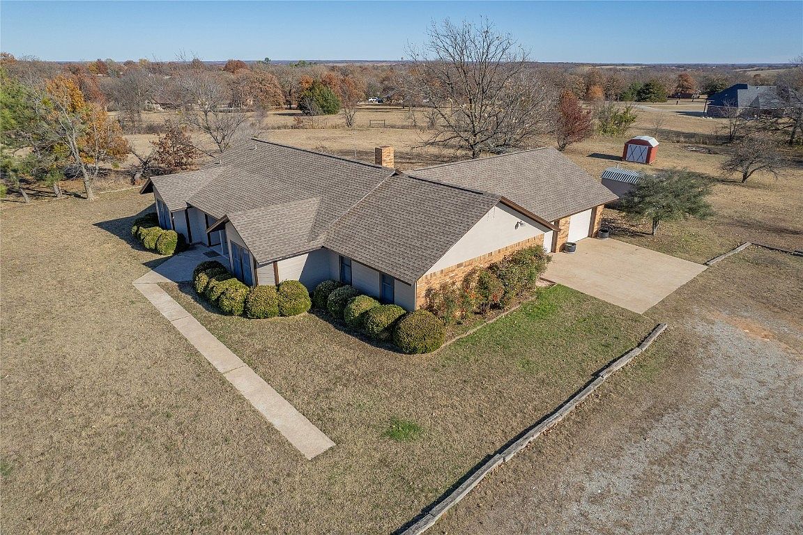 16151 N County Road 3264, Pauls Valley, OK 73075 | MLS #1085751 | Zillow