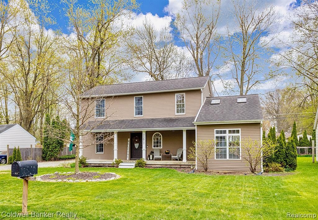 33817 Rhonswood St, Farmington, MI 48335 | Zillow