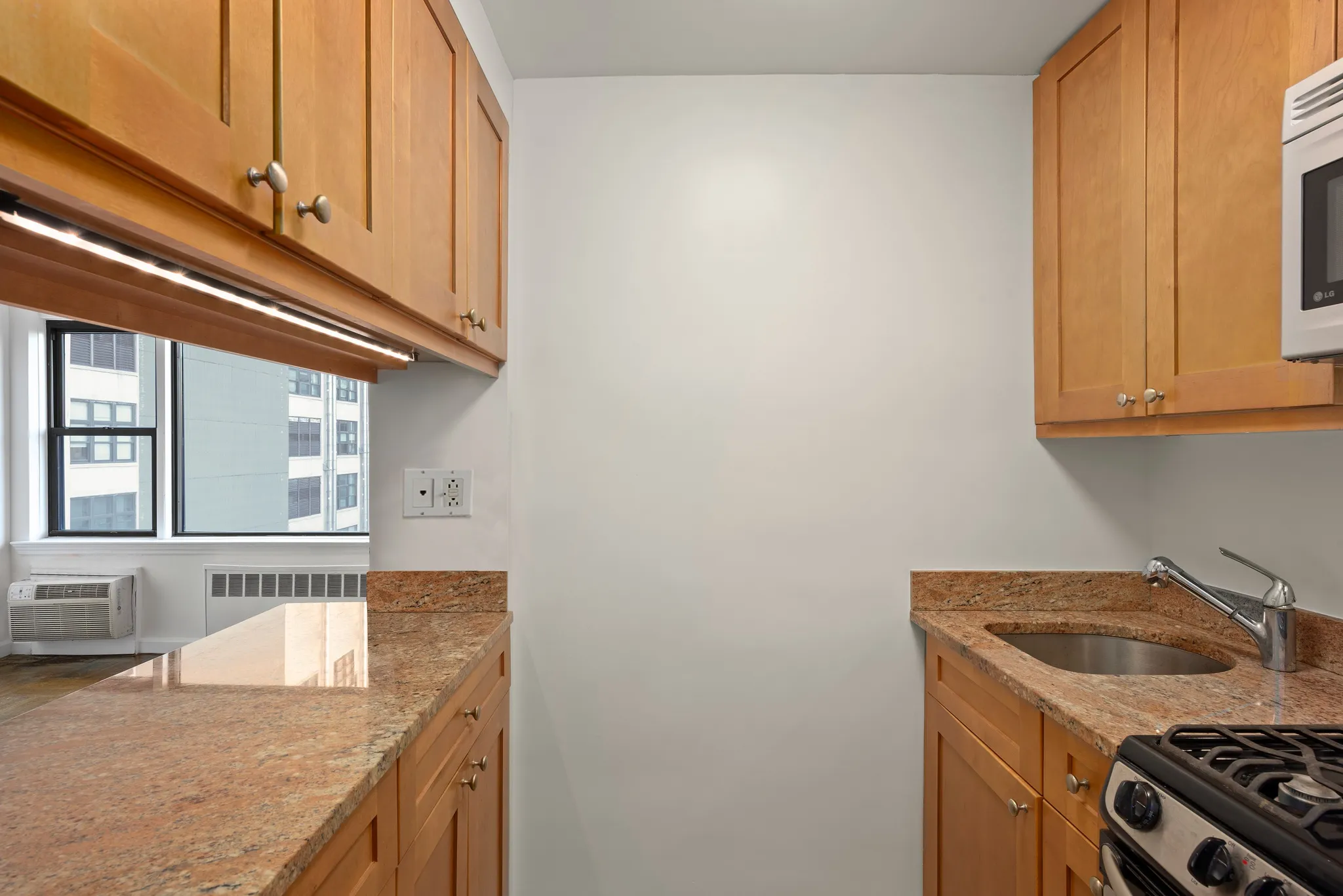 50 King Street #9D in Hudson Square, Manhattan | StreetEasy