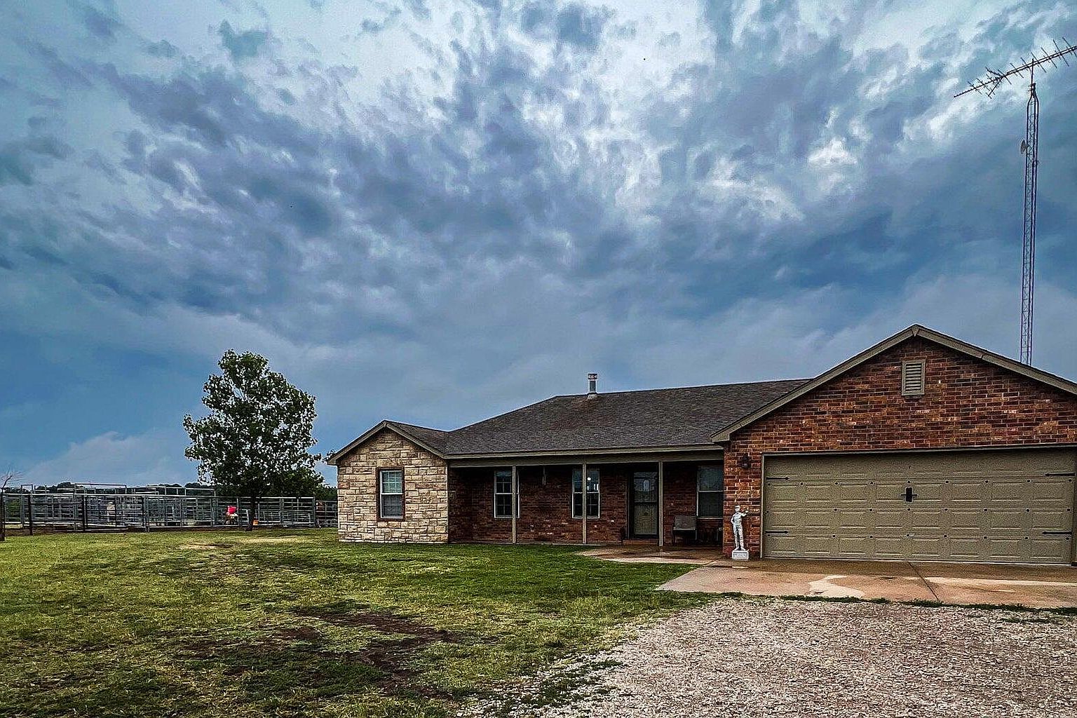 27565 Ns 424 Rd, Chelsea, OK 74016 | Zillow