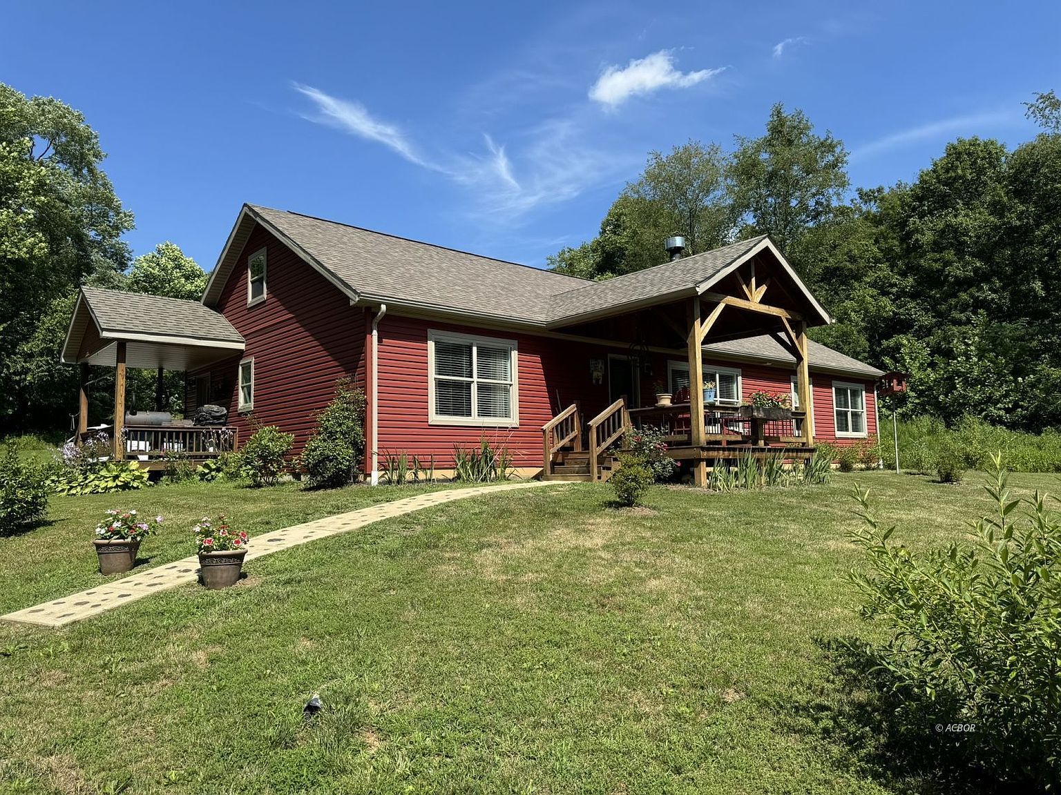 33068 Happy Hollow Rd, Middleport, OH 45760 | Zillow