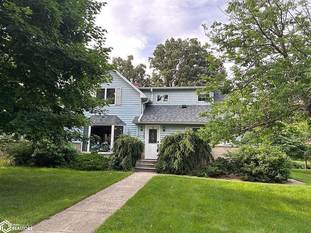 1707 7th St, Emmetsburg, IA 50536 | Zillow