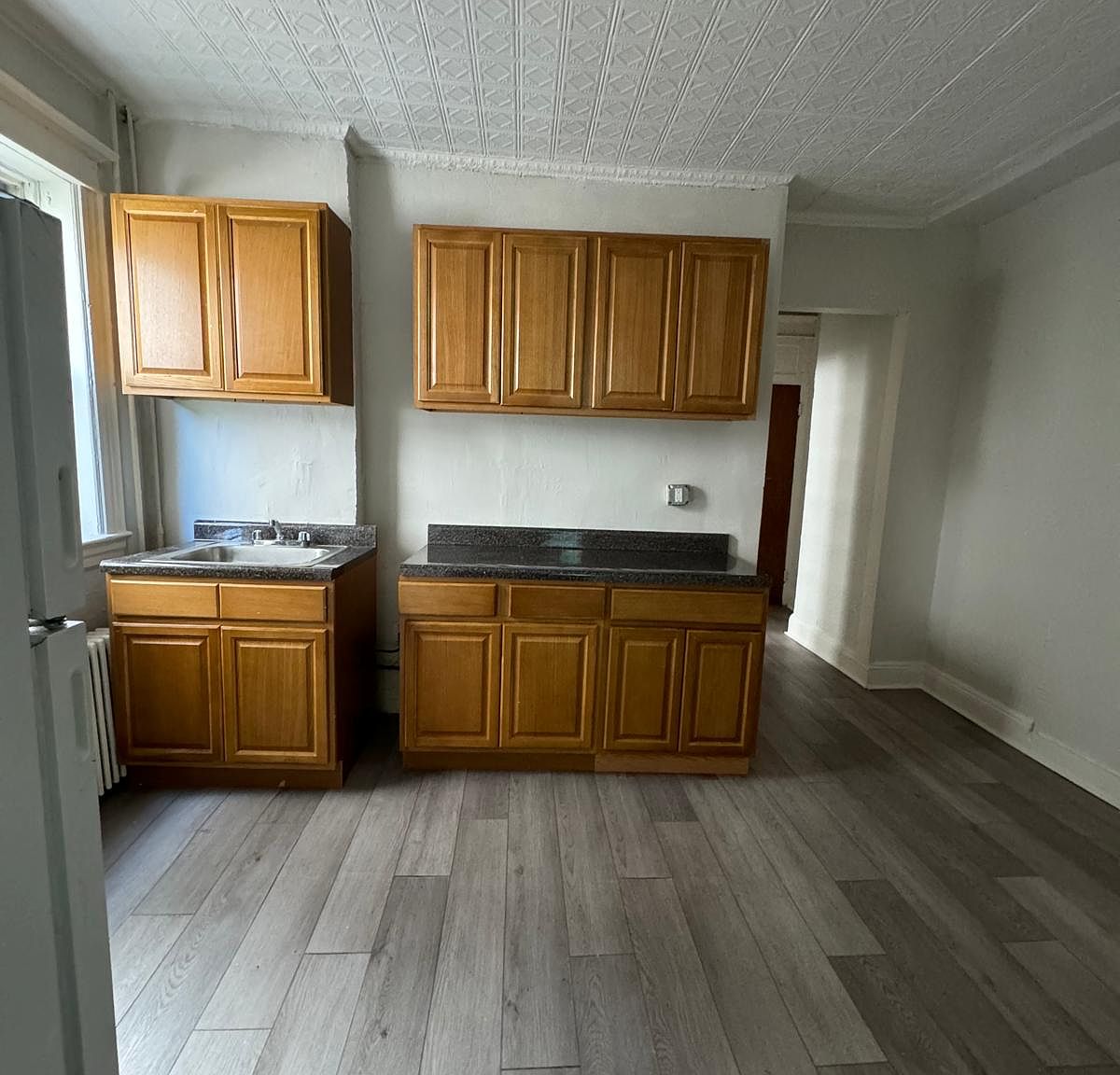 200 Dwight St APT 8, Jersey City, NJ 07305 | Zillow