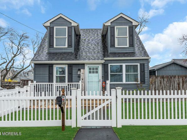 Hazlet Township NJ Real Estate - Hazlet Township NJ Homes For Sale | Zillow