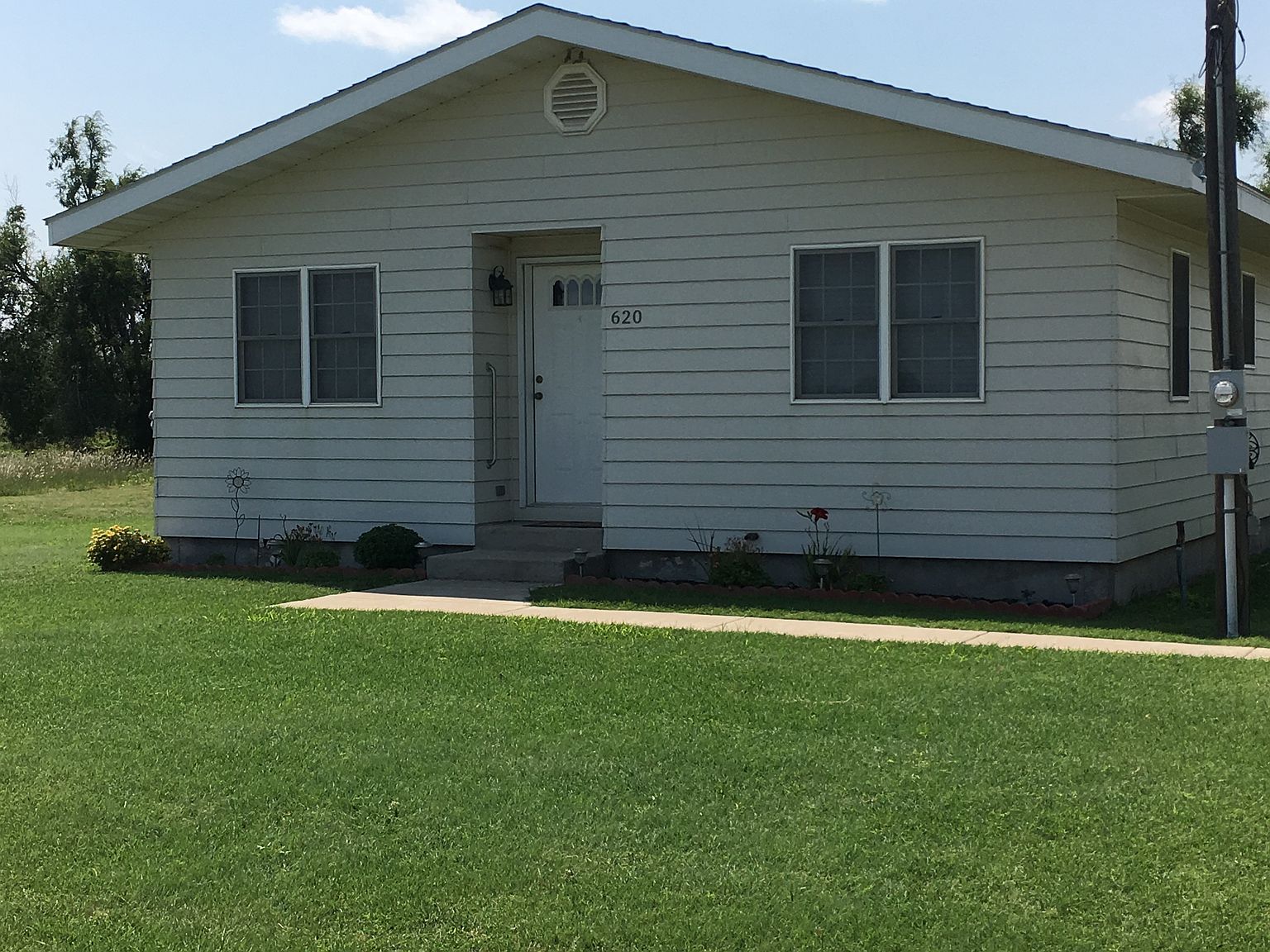 620 S Main St, Offerle, KS 67563 | Zillow