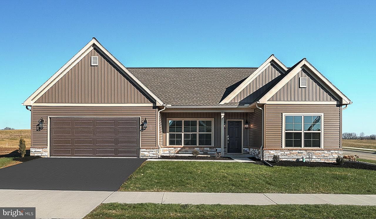 213 Pinnacle Ridge Dr, Annville, PA 17003 | Zillow