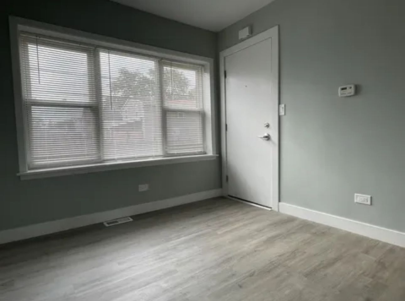 3516 W North Ave #1R, Stone Park, IL 60165 | Zillow