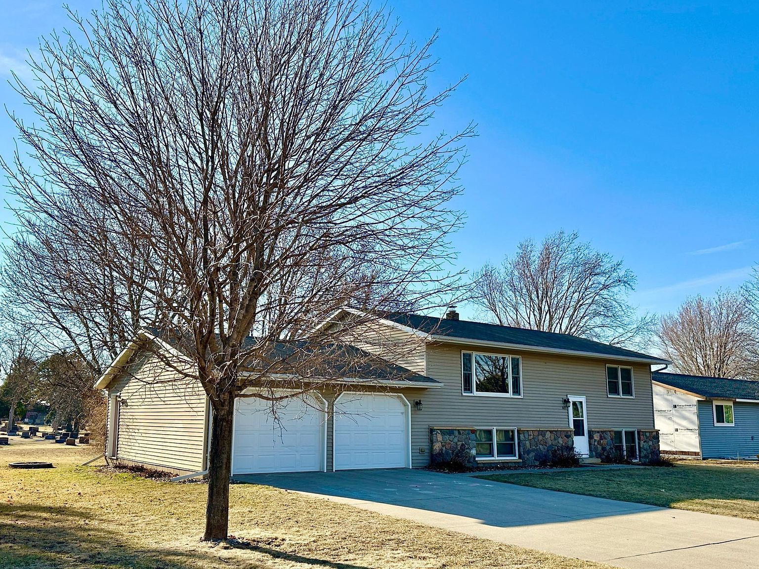 407 Kaye St, Tyler, MN 56178 | Zillow
