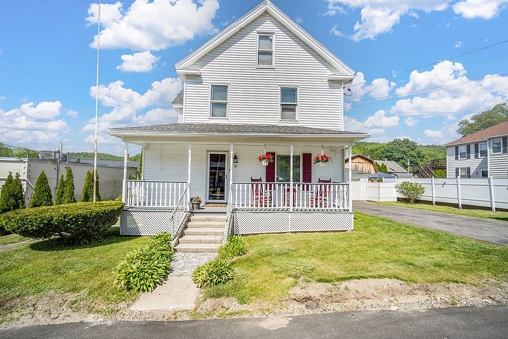 39 Hardwick Rd, Gilbertville, MA 01031 | Zillow