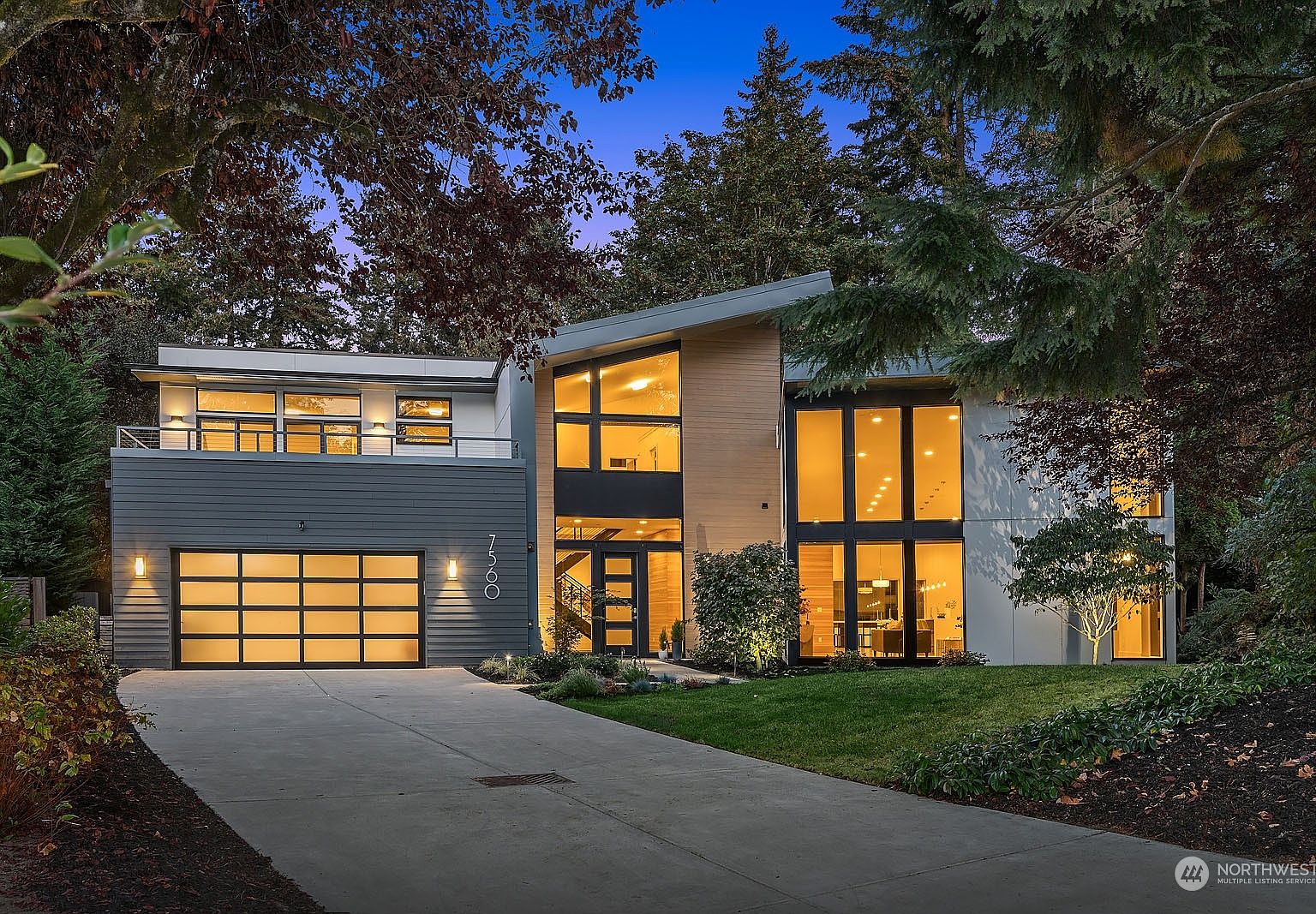 7560 86th Avenue SE, Mercer Island, WA 98040 | Zillow