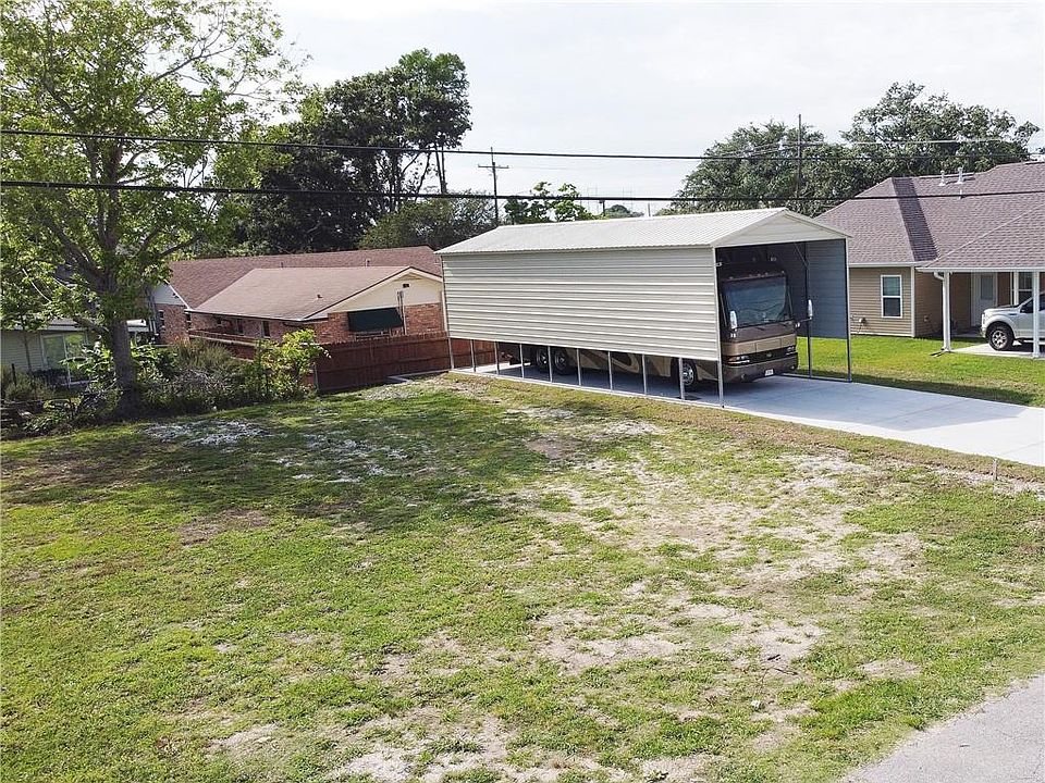 904 Ellen St, Gretna, LA 70056 | MLS #2390793 | Zillow