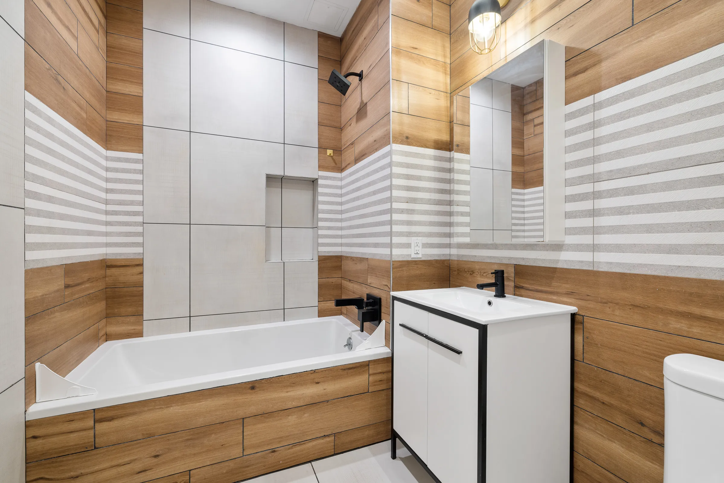 150 Eagle Street #2HH in Greenpoint, Brooklyn | StreetEasy