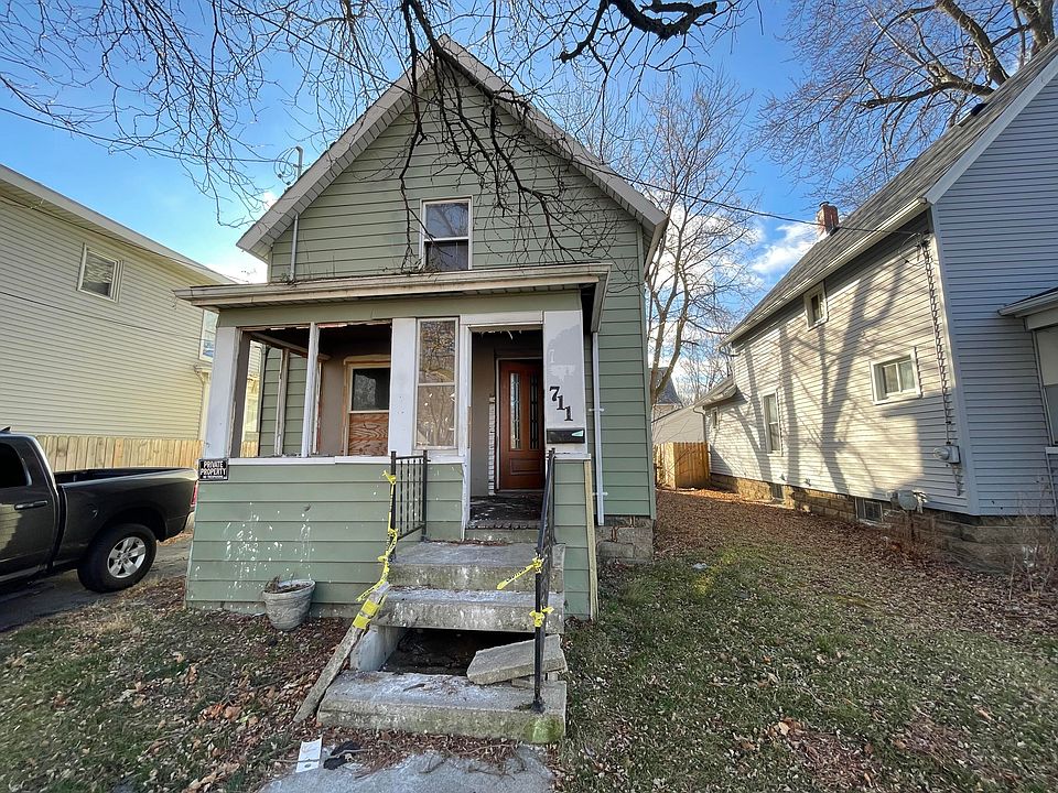 711 W Franklin St, Jackson, MI 49201 | MLS #23002005 | Zillow
