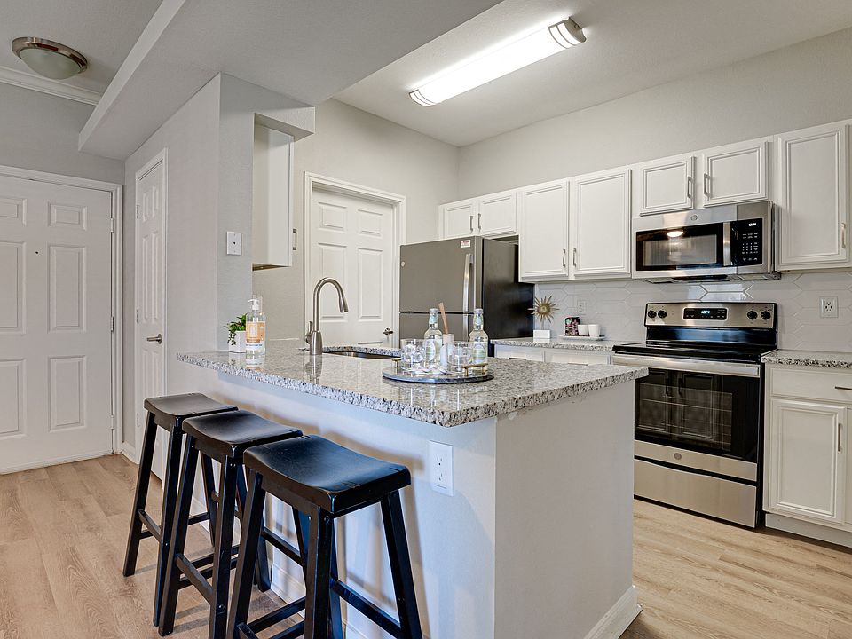 Limestone Ranch - 650 E Vista Ridge Mall Dr Lewisville TX (with photos ...