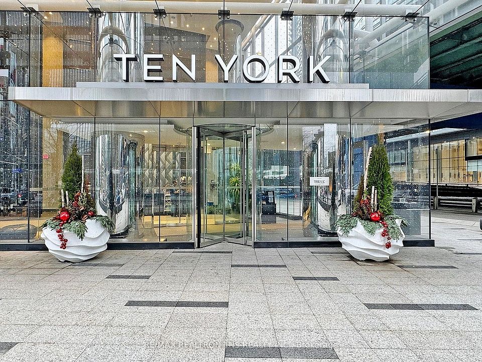 10 York St Waterfront Communities - The Islands - 10 York St Toronto ON ...