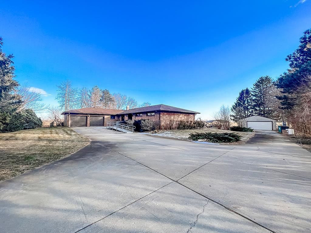 10875 E Nebraska St #2, Cairo, NE 68824 | Zillow
