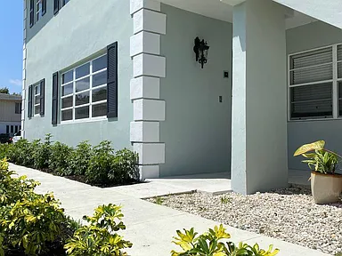 Del Rio Apartment Homes - 875 SW 4th Ct Boca Raton FL | Zillow