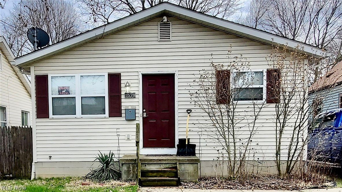 1578 Hobart Ave, Akron, OH 44306 | Zillow