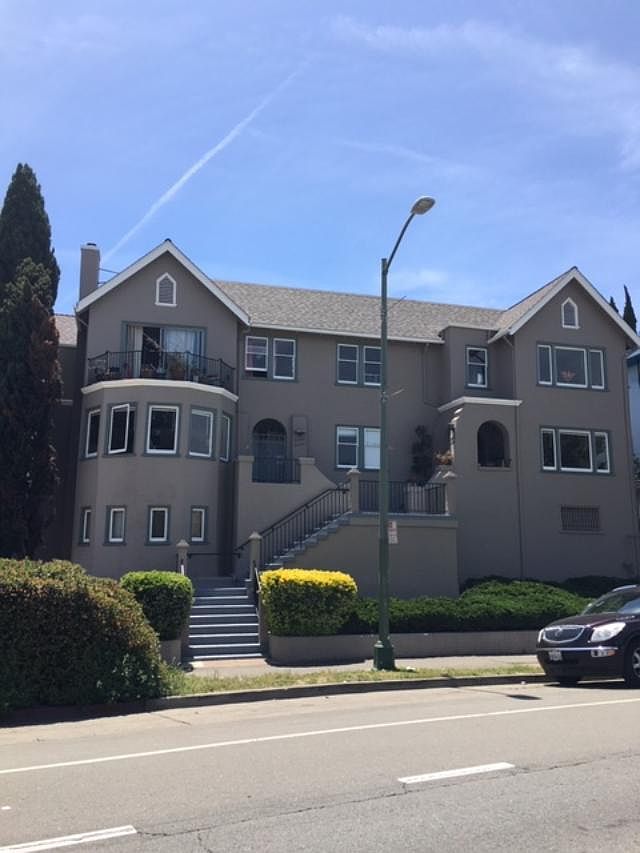 2060 Lakeshore Ave, Oakland, CA 94606 | Zillow