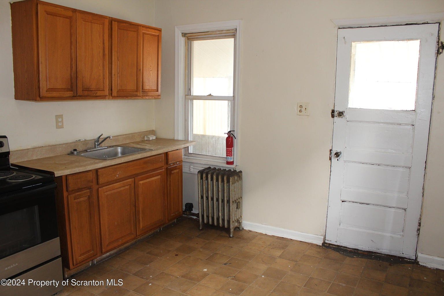 715 Moosic St APT 4, Scranton, PA 18505 | Zillow