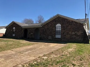 52 Landmark Loop Jackson TN | Zillow