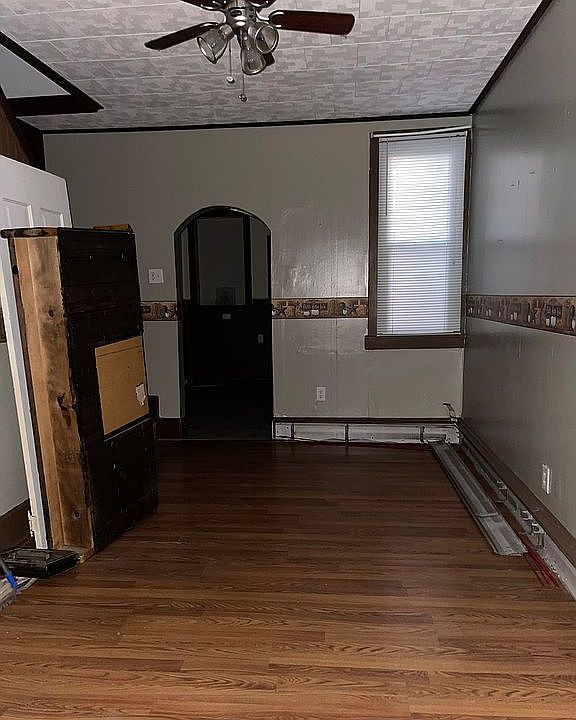 21 N Anthracite St #1, Shamokin, PA 17872 | Zillow