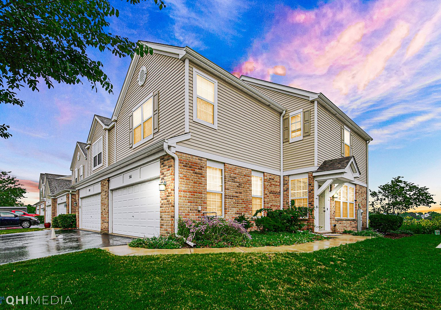 561 Springbrook Trl N, Oswego, IL 60543 | Zillow