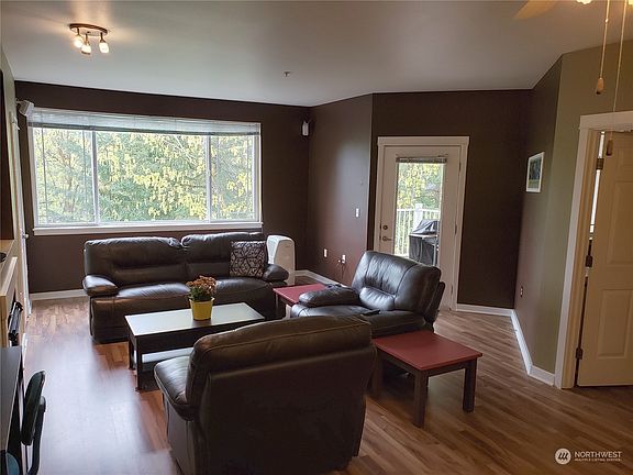 13301 SE 79th Place UNIT C308, Newcastle, WA 98059 | MLS #2260071 | Zillow