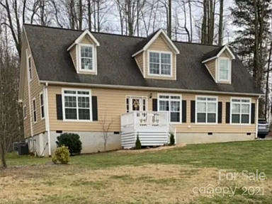 1461 Summit Springs Dr Flat Rock NC | Zillow