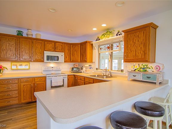 43996 Belmont Centerville Rd, Belmont, OH 43718 | Zillow