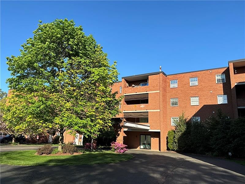 2850 Edgecliff Rd APT 37, Lower Burrell, PA 15068 | Zillow