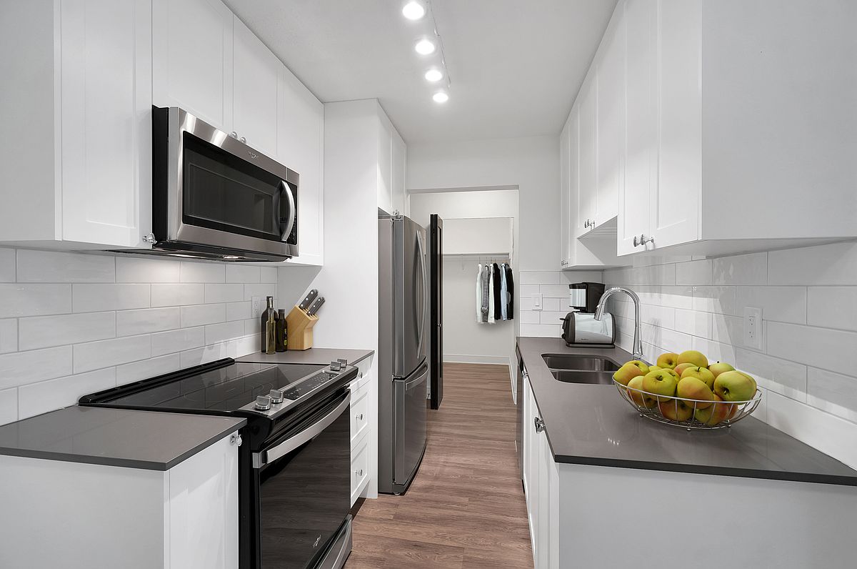 55 Bay St #221, Victoria, BC V9A 6X9 | Zillow