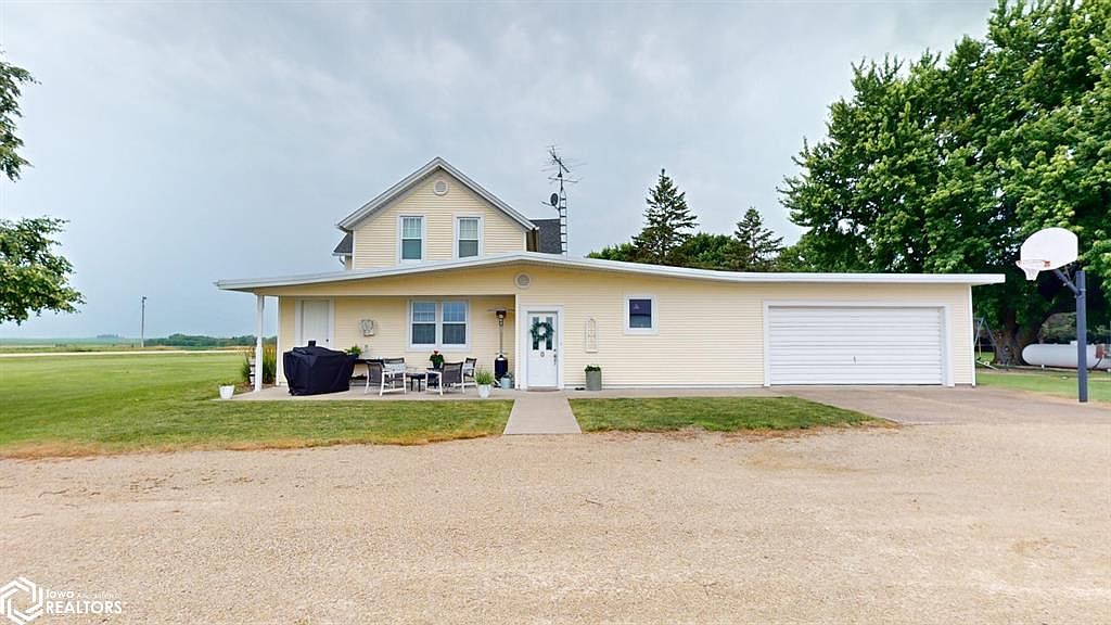 12545 105th St, Dougherty, IA 50433 | Zillow