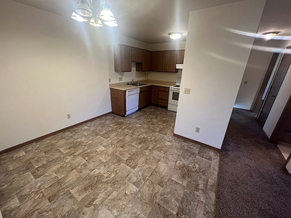 Prairie Commons - 240-244 12th St Prairie Du Sac WI | Zillow