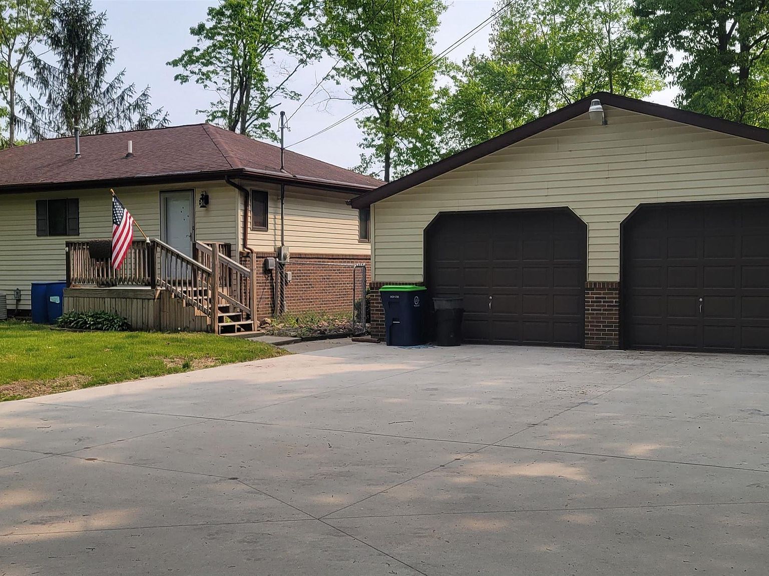 11911 Lakefield Rd, Saint Charles, MI 48655 | MLS #50109809 | Zillow