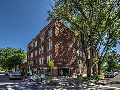 Harrison East - 21 Harrison St Oak Park IL (1 units available) | Zillow