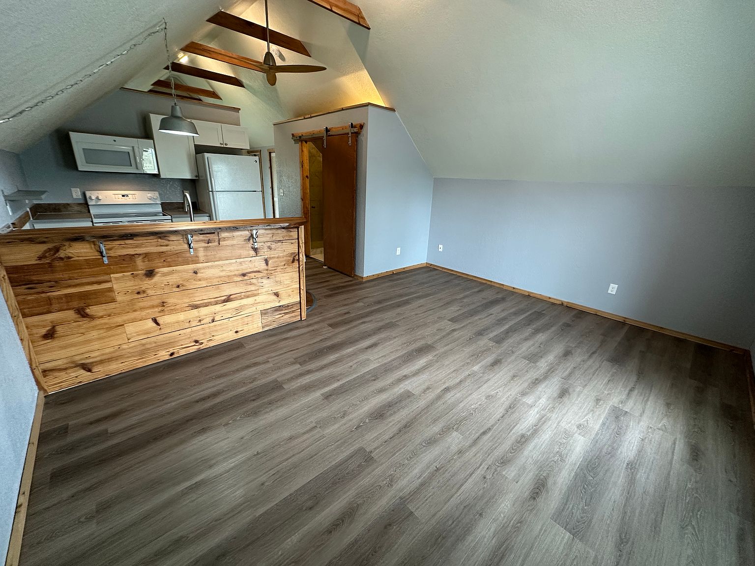 2019 Iron St APT 4, Kansas City, MO 64116 | Zillow