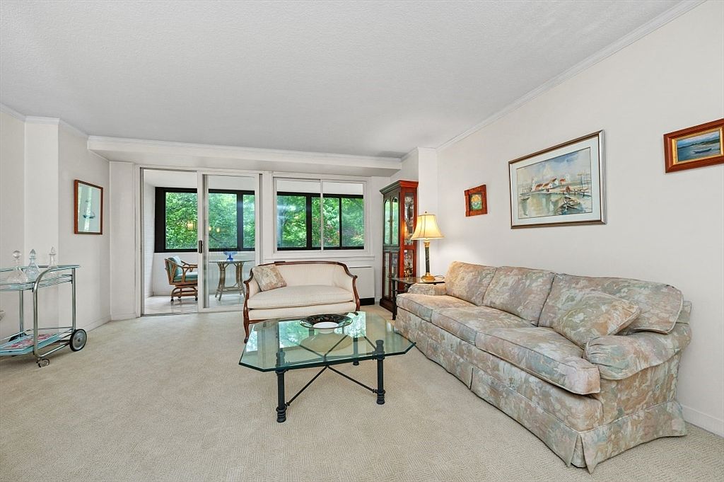 2 Hawthorne Pl #2e & 2f, Boston, MA 02114 | Zillow