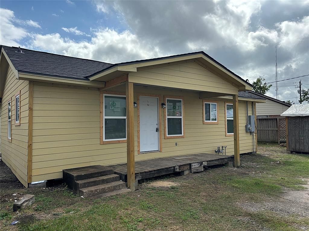 1210 Dacus Dr, Houston, TX 77029 | Zillow